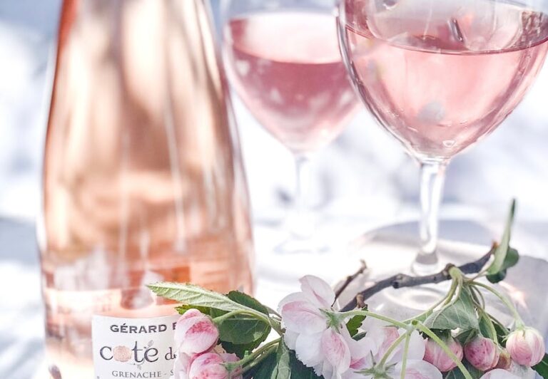 Guide du vin rosé : Cépage, goût, styles et régions viticoles